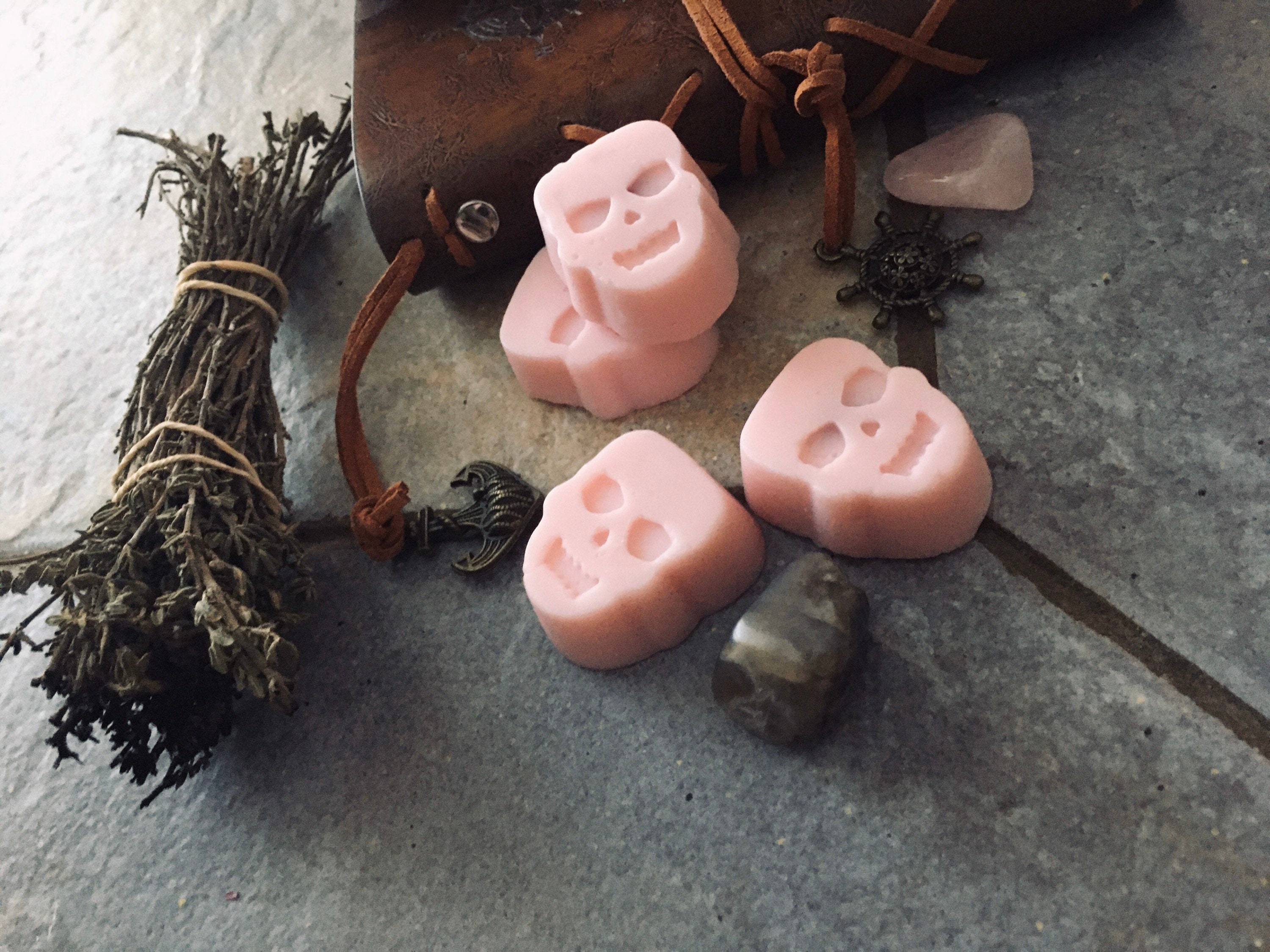 SKULL WAX MELTS - Etsy