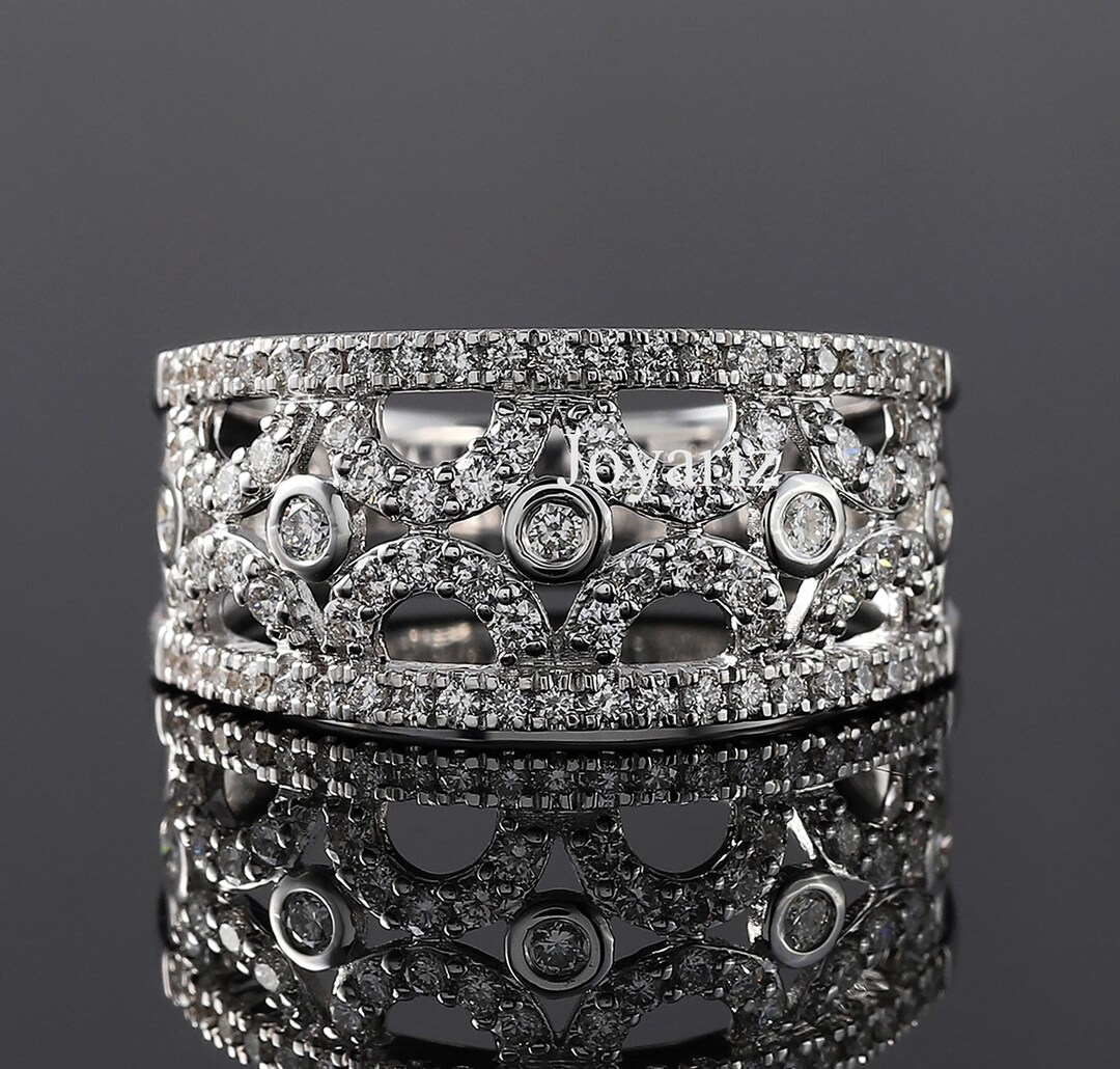 Vintage Art Deco Band, Filigree Beel Set Band, Round Cut Lab Grown ...