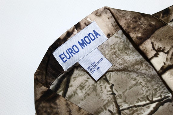 Euro Moda Vintage Lion & Savannah Art Silk Poly Blend… - Gem