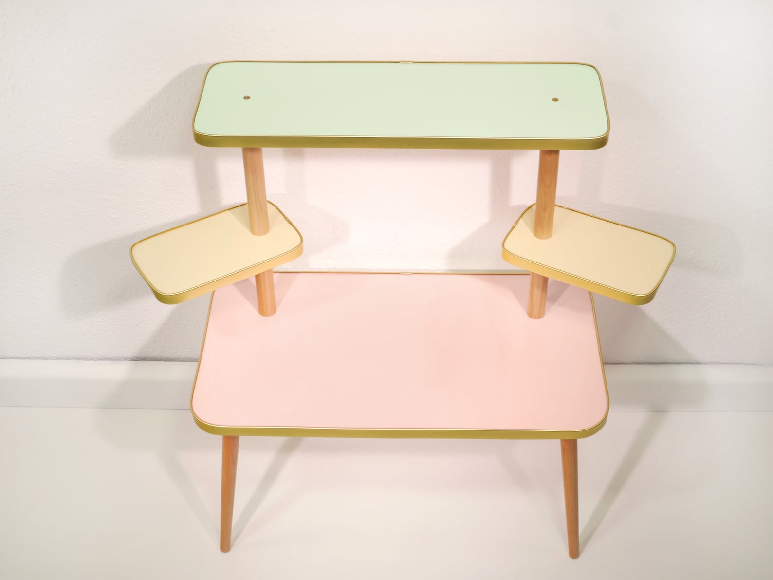 Flower Stand / Flower Bench Miss Sugar Kiss – Design 60s - Etsy