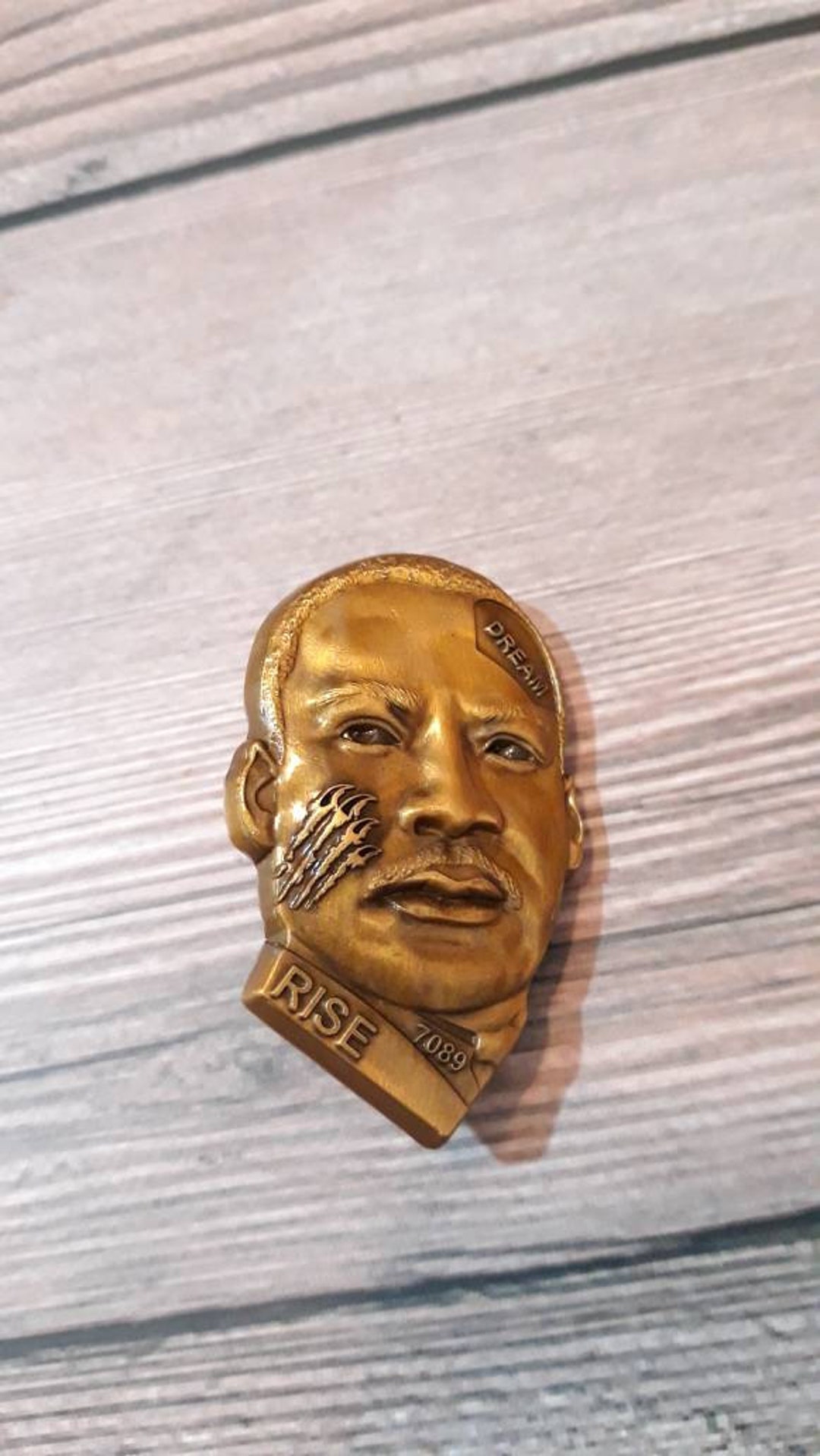 Martin Luther King Jr. Gold Lapel Pin - Etsy