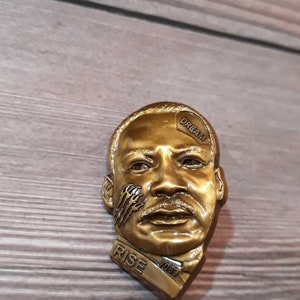 Martin Luther King Jr. Gold Lapel Pin - Etsy