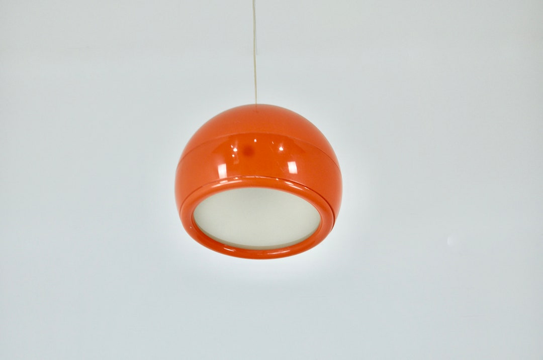Italian Pallade Lamp by Studio Tetrarch for Artemide 1970s - Etsy