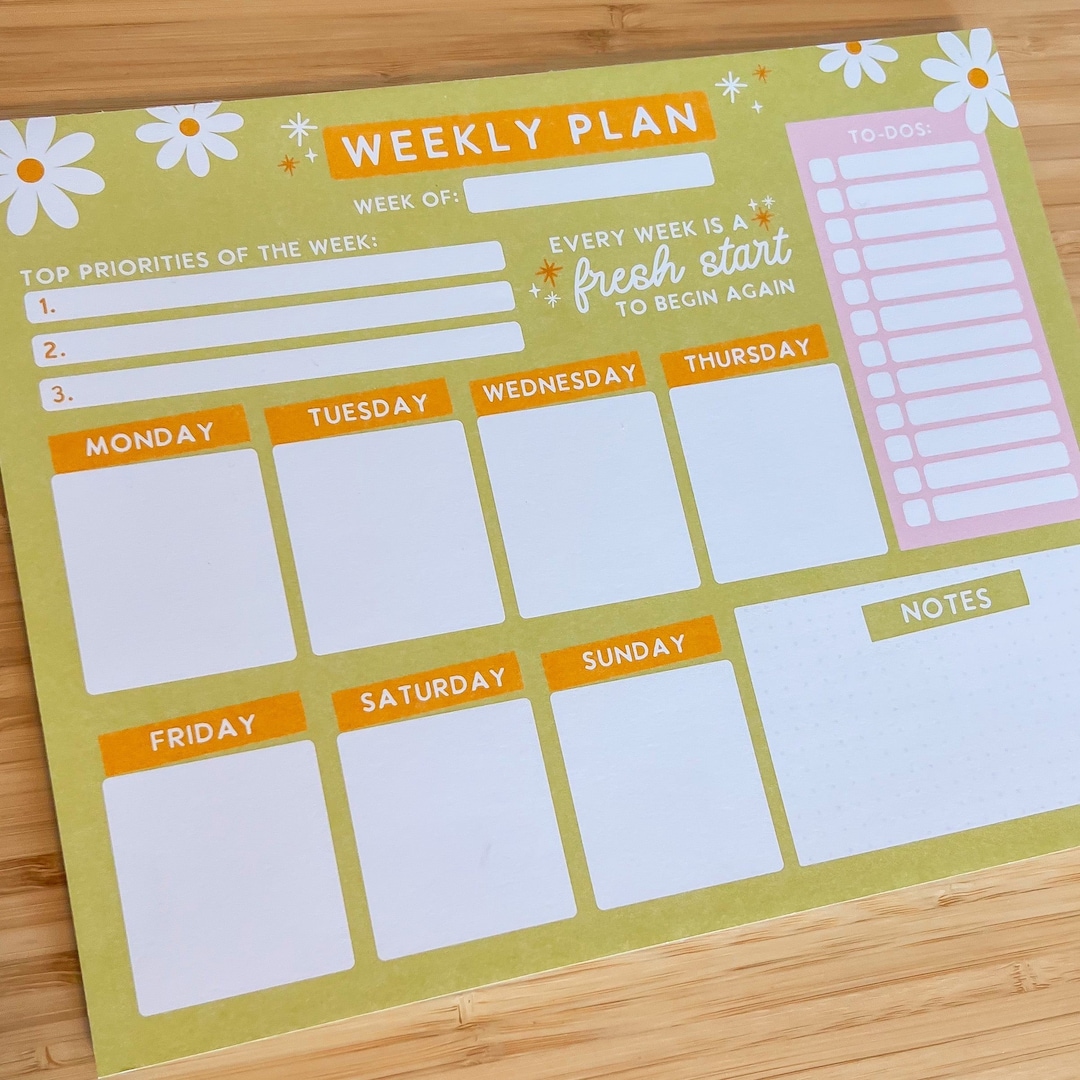 Green Daisy Colorful Weekly Planner Notepad 8x10 With 50 Sheets ...