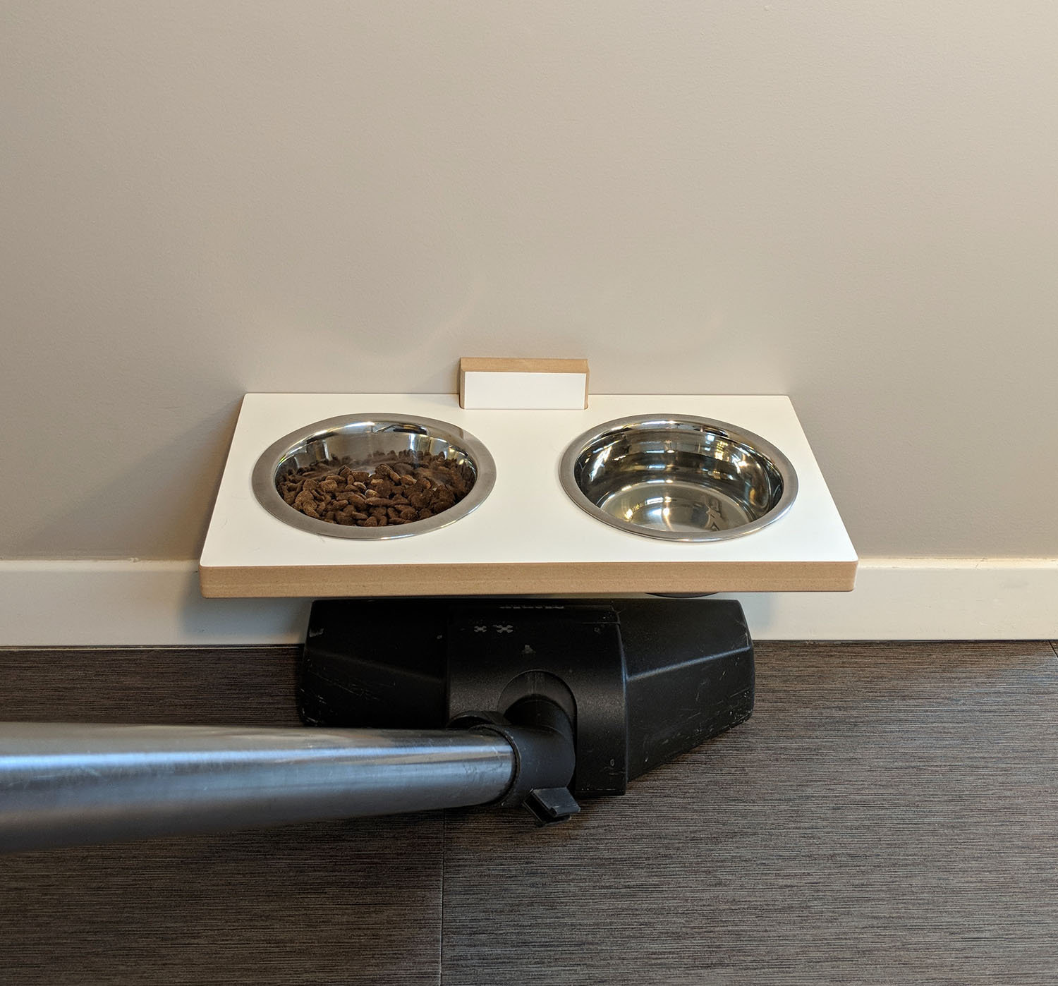 Chow Meow: Modern Elevated Cat Feeder - Etsy