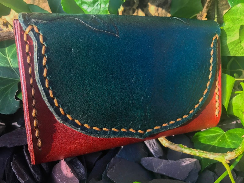 Custom Leather Leaf Purse Wallet Bespoke Handmade Carved Tooled Purse ...