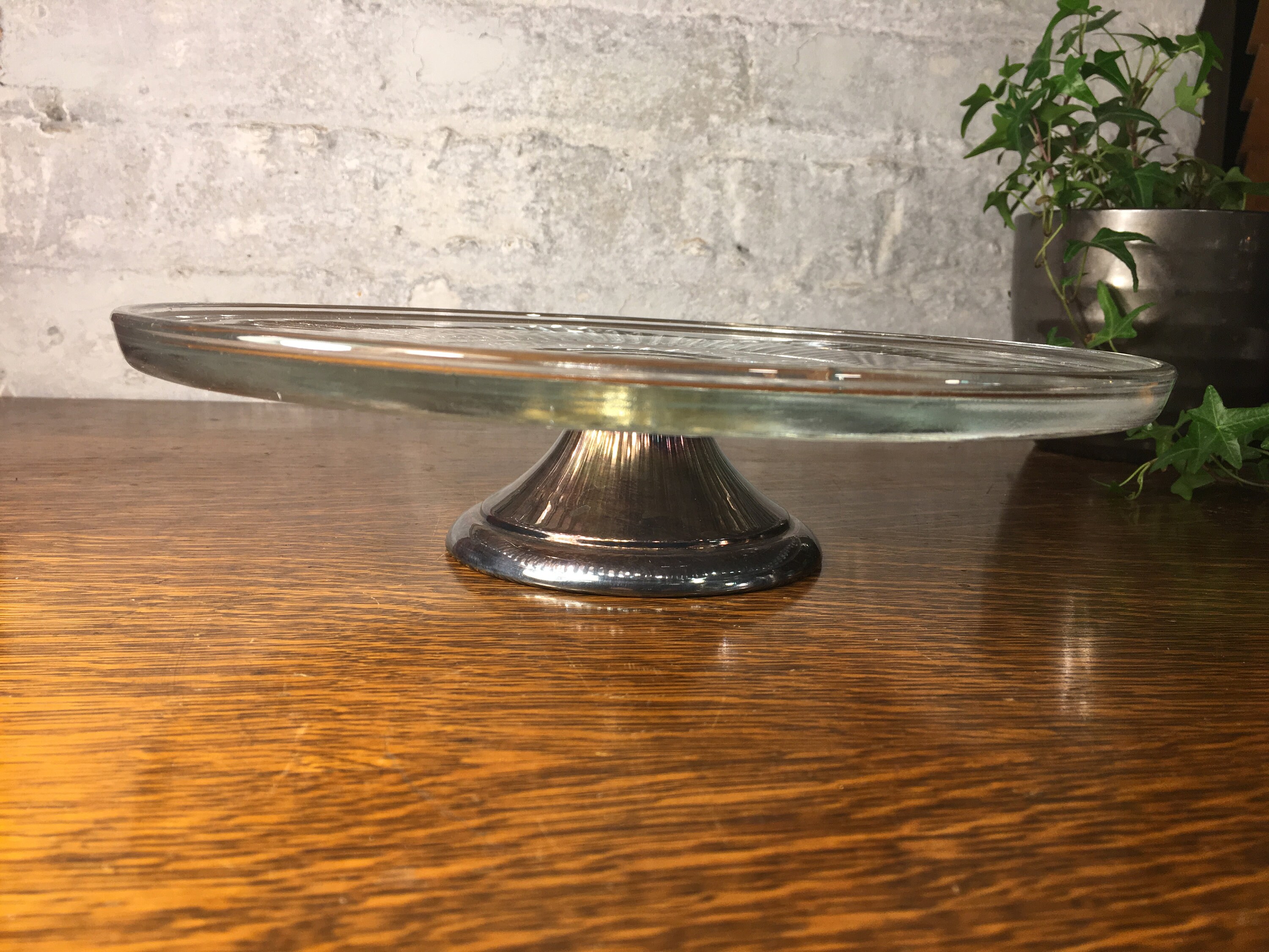 Cake Serving Plate On Stand Vintage Cake Serving Plate On Etsy cake-serving-plate-on-stand-vintage-cake-serving-plate-on-etsy