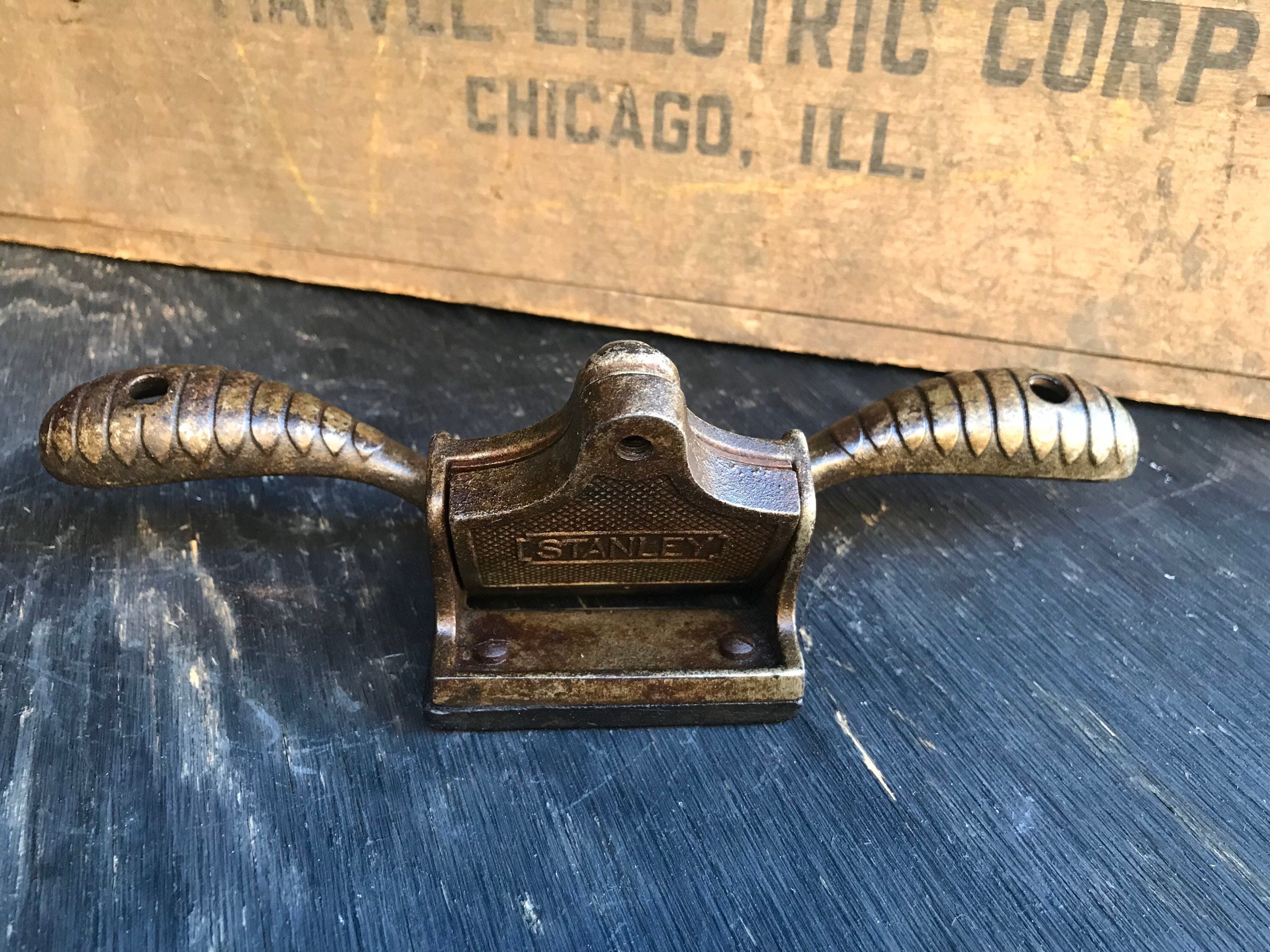 Cabinet Scraper