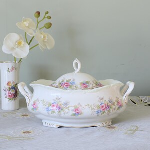 Royal Albert Colleen Vegetable or Soup Tureen With Lid Bone China 2nd ...