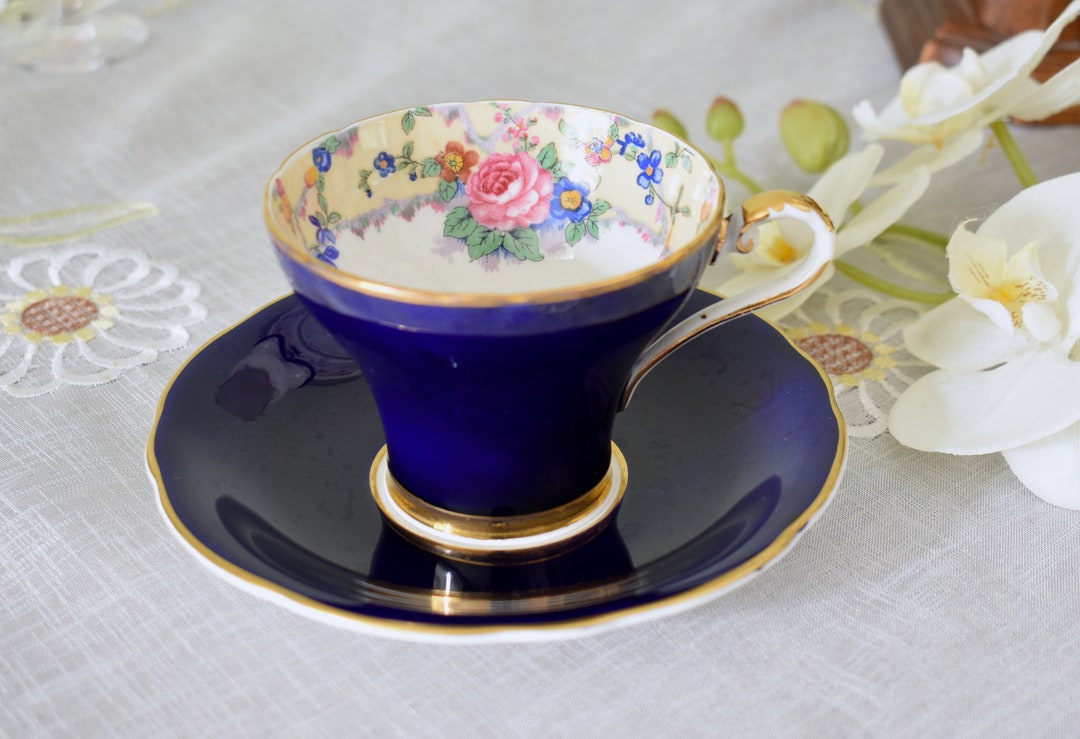 Vintage Aynsley Cobalt Blue Rose Swag in Corset Shape, Code 05028 ...