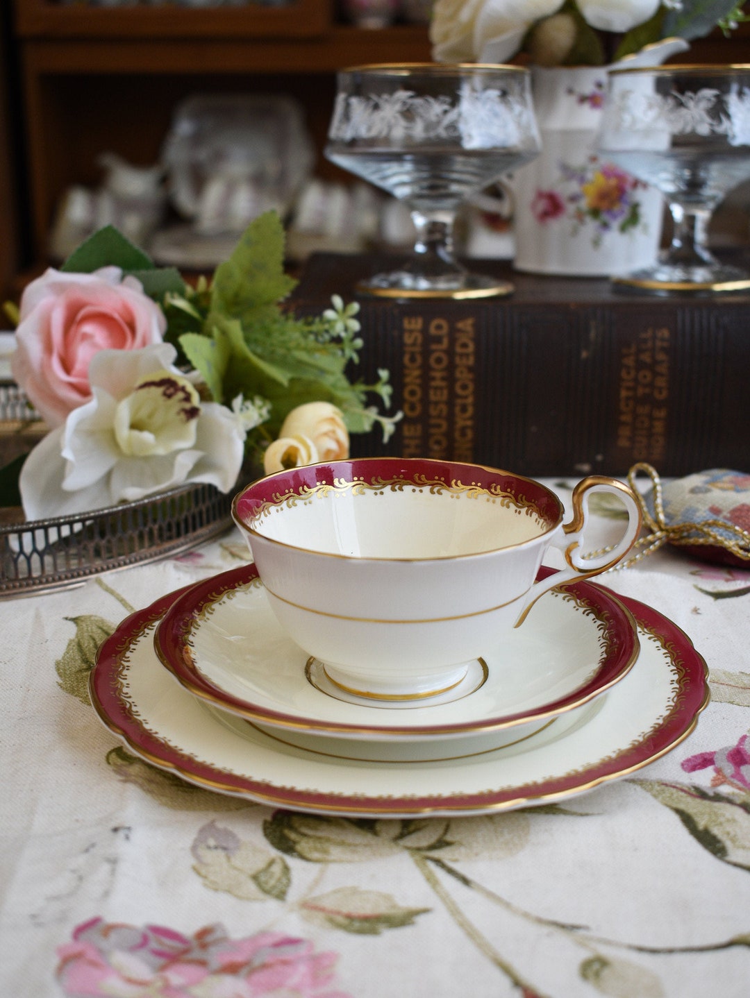 Vintage Aynsley Guildhall Elegant Gold Filigree Details Bone China ...