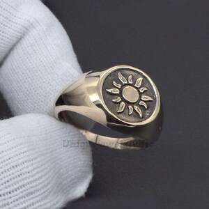 Shining Sun Embossed Ring Gold Sun Round Signet Ring Brass Ring ...