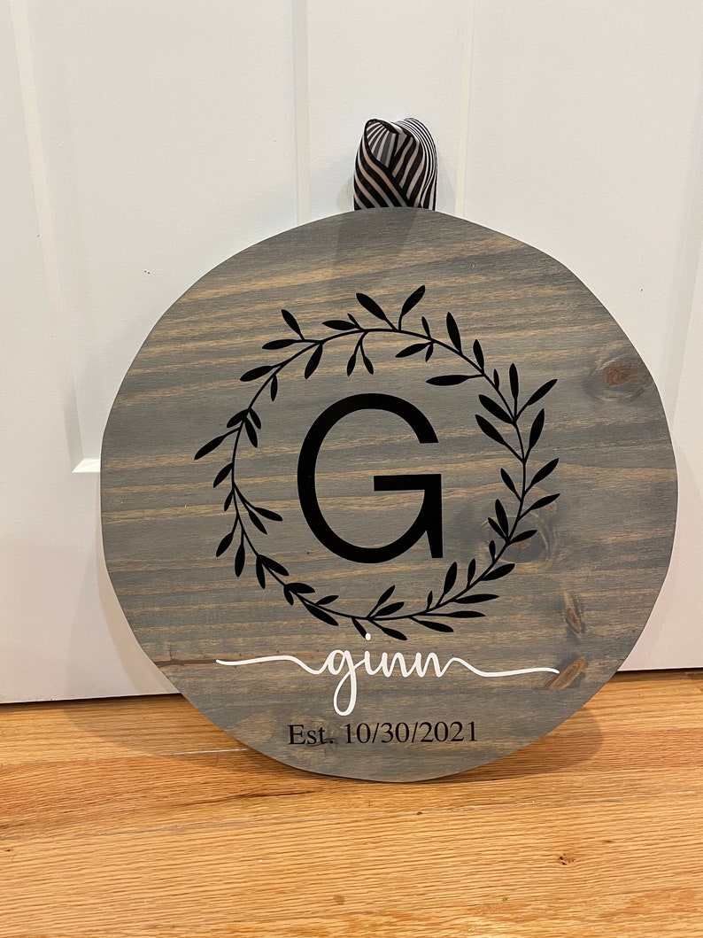 Personalized Family Initial Sign - Etsy