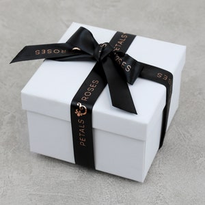 Luxury White Forever Rose Cube Gift Timeless Preserved Infinity 1 Year ...