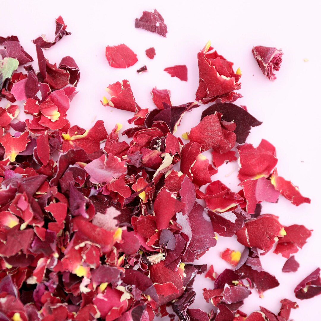 Ruby Red Crushed Rose Petals | 1 Litre (8-10 Handfuls) | Biodegradable ...