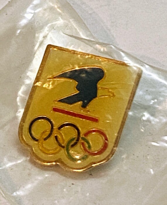 olympic postal service lapel - Gem