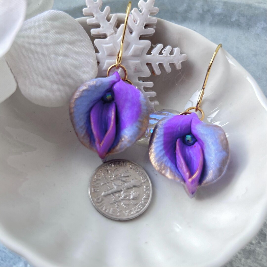 Feminist Floral Vulva Earrings, Yoni Art, Sexy Earrings, Floral Vagina ...