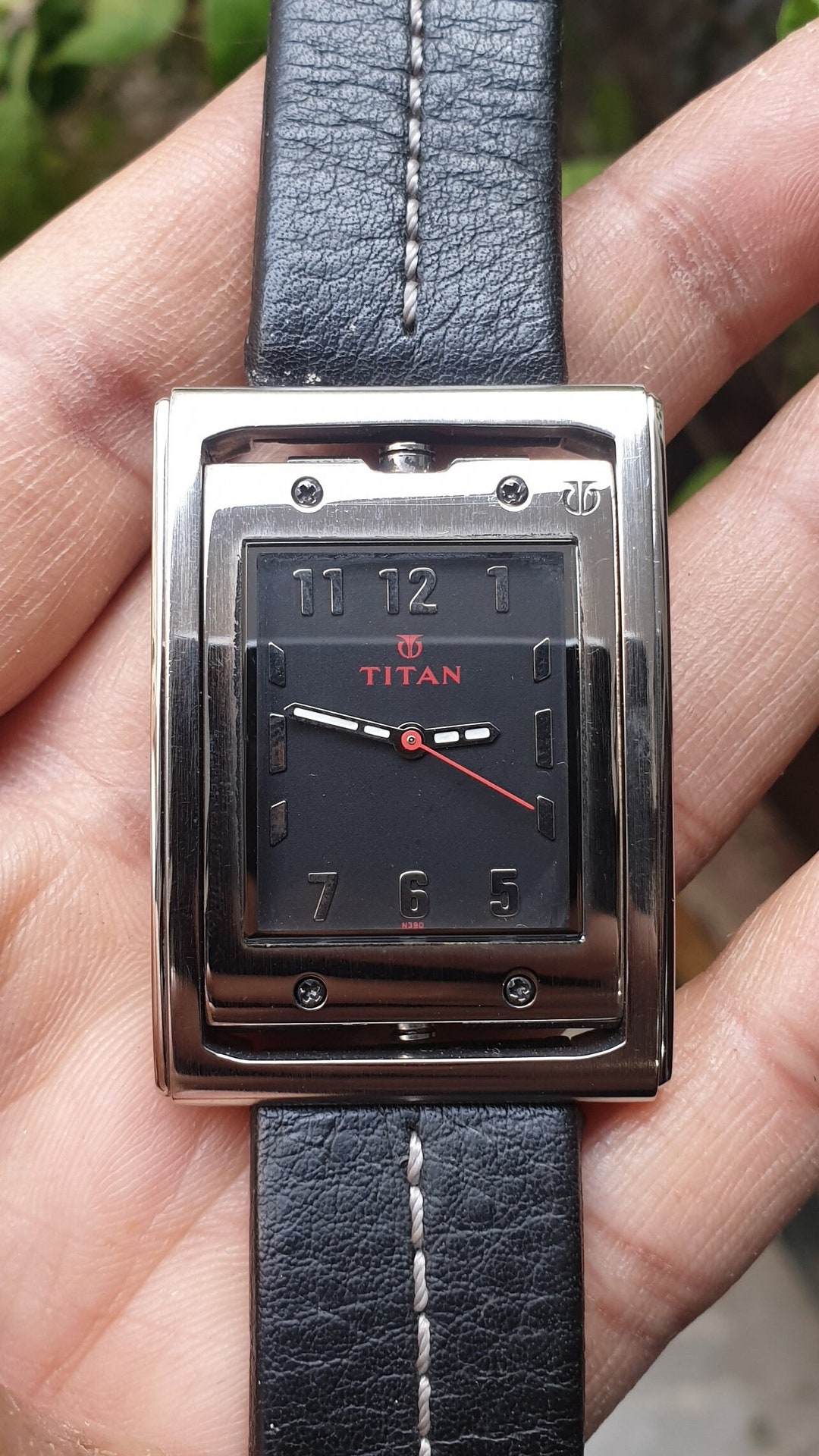 Vintage Geniune Titan Reverso Double Black & White Face Reversible ...