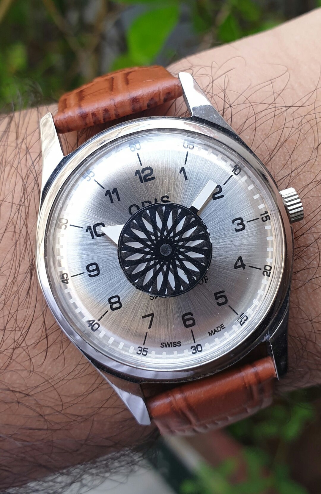 Vintage Oris Swiss Made Men's Wrist Watch: Running Flower, 17 Jewels - Etsy