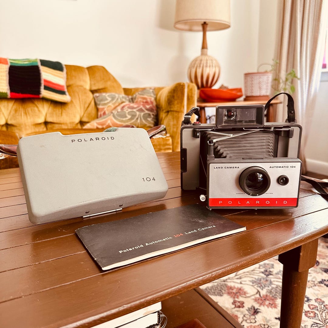 Vintage Polaroid Automatic 104 - Polaroid Land Camera With Cold Clip ...