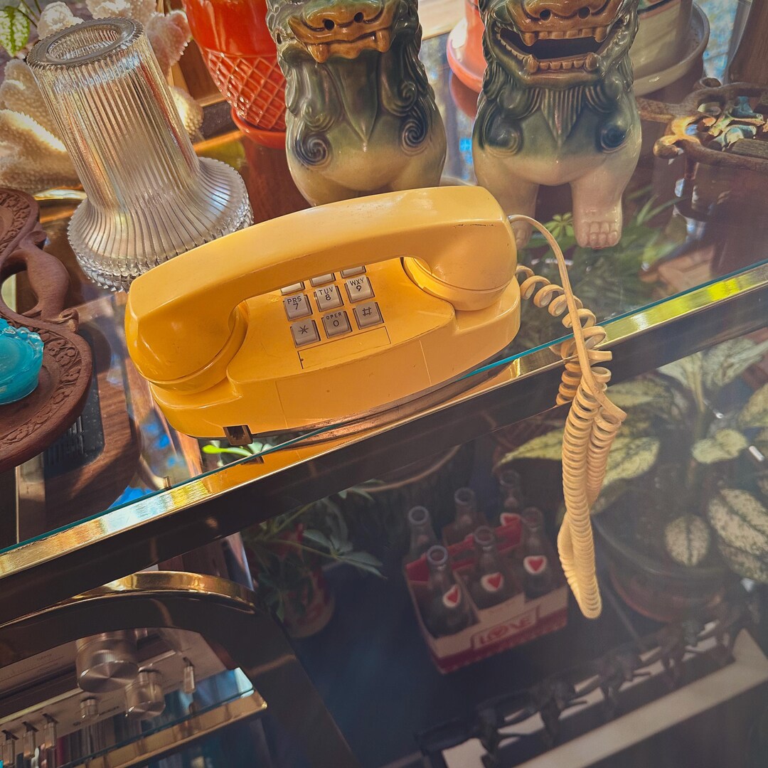 Vintage 1980s Yellow Princess G-3 Western Electric Handset Touch Tone ...