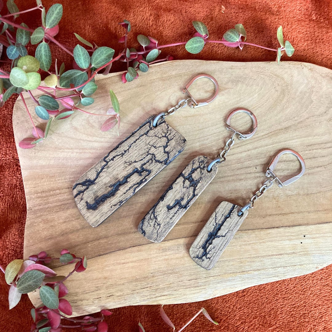 Recycled and Engraved Wooden Key Ring - Lichtenberg - Unique Lightning ...