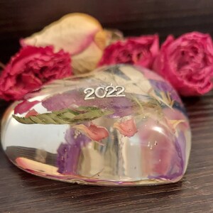 Custom Made Heart Paperweight Made With Your Dried Flowers From Any ...