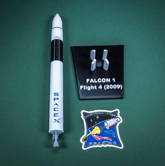 Flying Spacex F9 Model Rocket