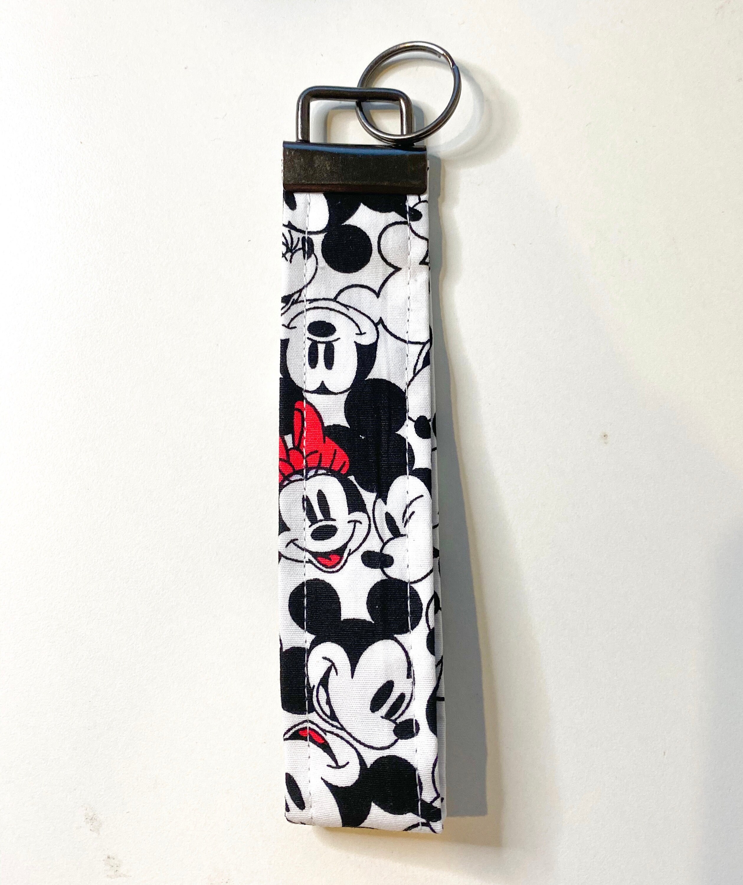 Handmade Key Fob Wristlet Mickey Minnie Bees Mermaid - Etsy.de