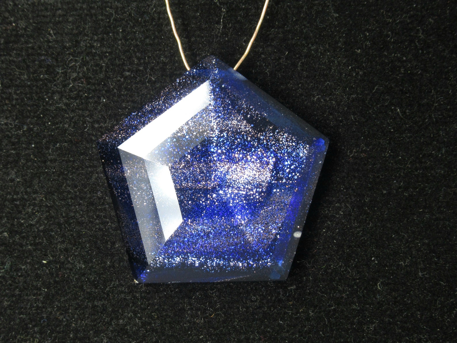 Blue Lolite Moonstone Quartz Gemstones, Pentagon Shape Gemstones ...