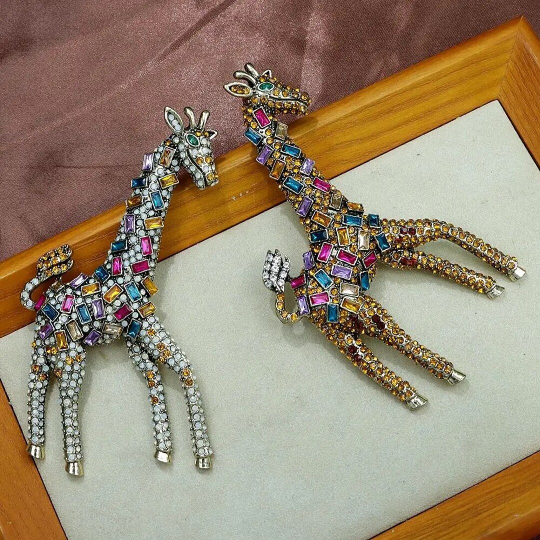 Large Beautiful Rhinestone Giraffe Brooch Fashion Vintage Animal Pin - Etsy