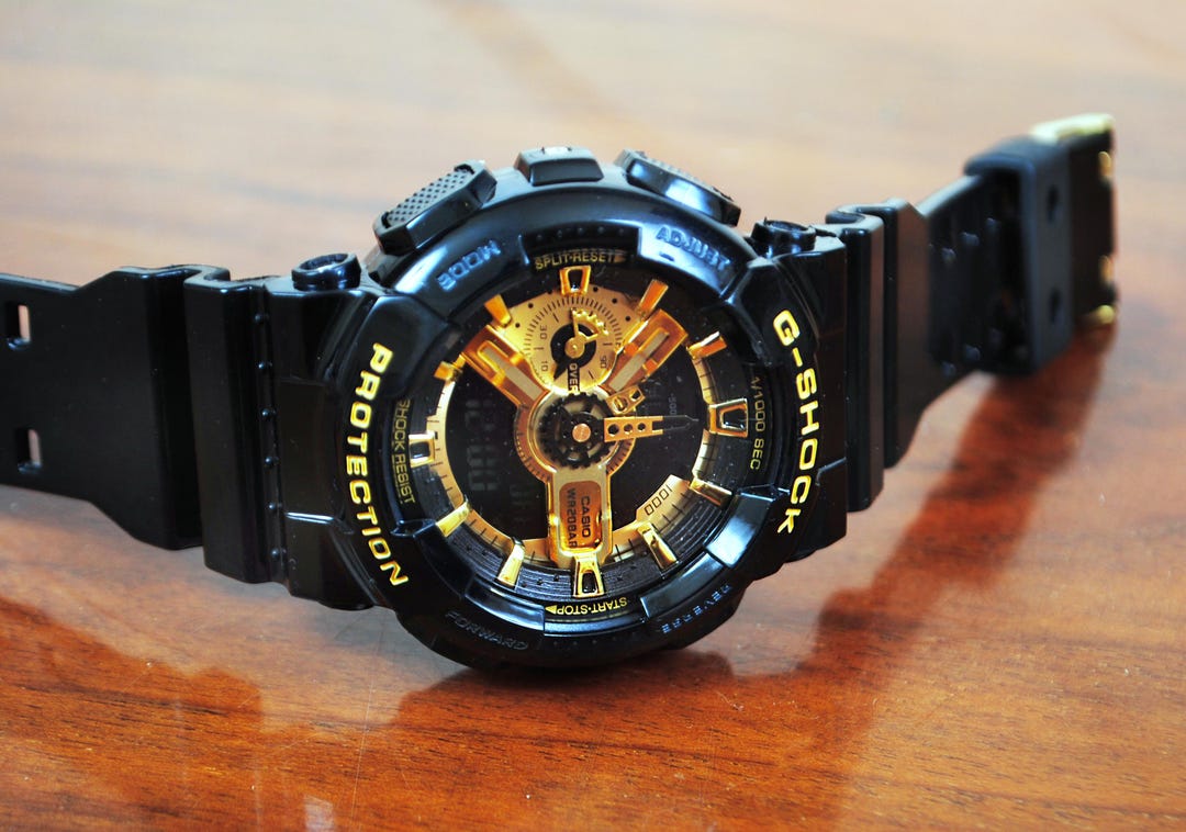 Vintage Model of Casio Watch. New, Fully Working Casio G-shock WR20BAR Watch Gold High Quality ...