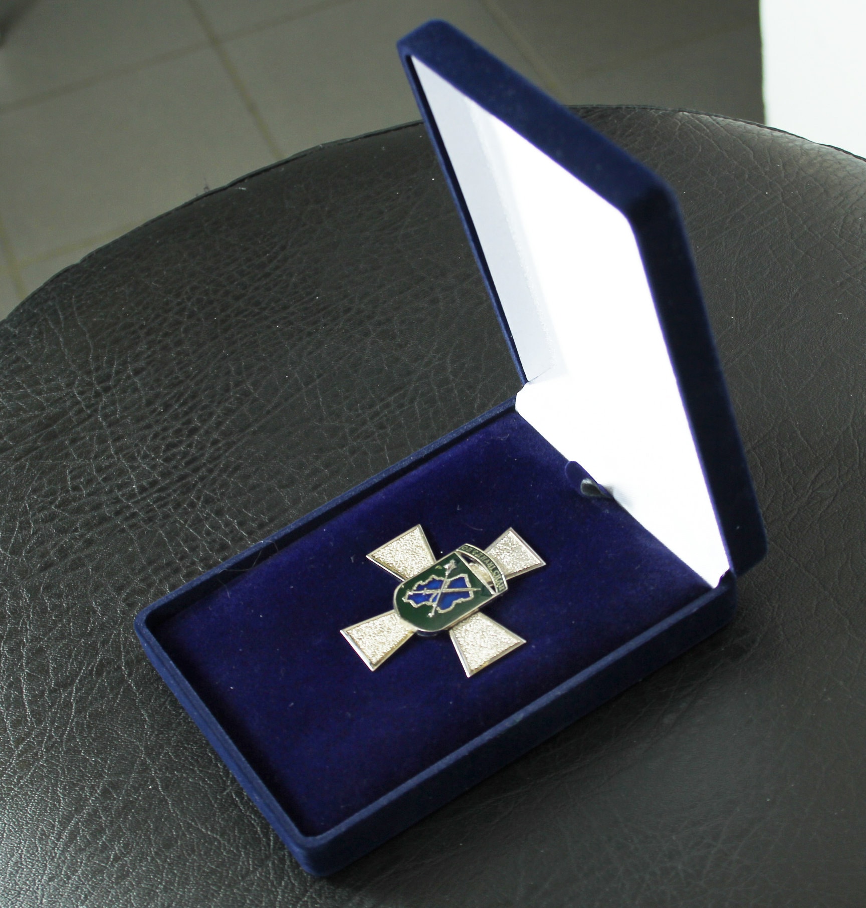 Modern Military Award of Ukraine Breastplate cossack Cross III Degree ...