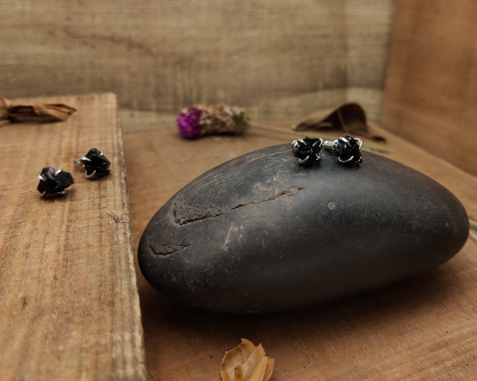 Small Raw Black Obsidian Stud Earrings Obsidian Quartz Earring | Etsy