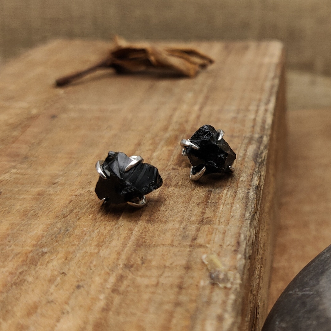 Small Raw Black Obsidian Stud Earrings Obsidian Quartz Earring Gemstone ...