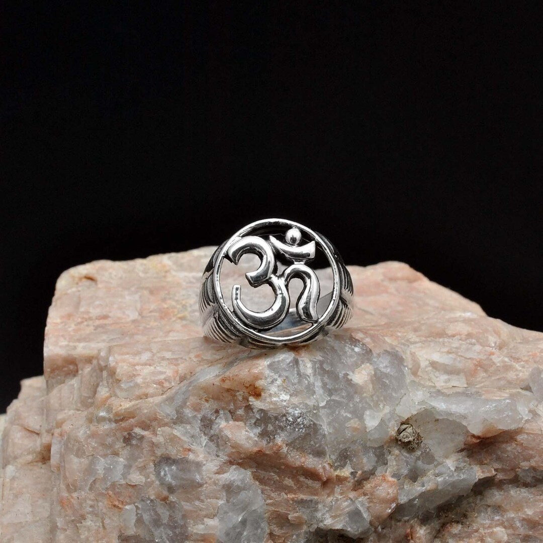 925 Silver Om Ring, Signet Ohm Ring, Meditation Ring, Yoga Ring ...