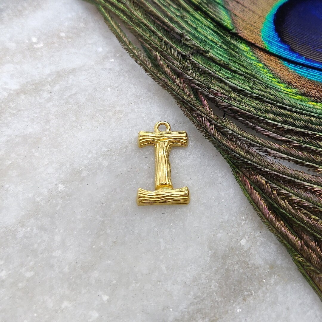18K Solid Yellow Gold 'I' Initial Letter Pendant | 'I' Alphabet Pendant ...