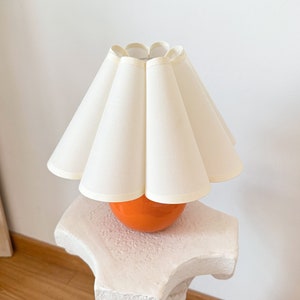 Handmade Orange Ceramic Small Table Lamp 110-250V, Cream Scallop Flower ...