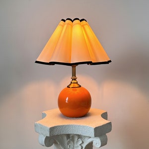 Handmade Orange Ceramic Small Tall Table Lamp 110-250V Pleated Scallop ...