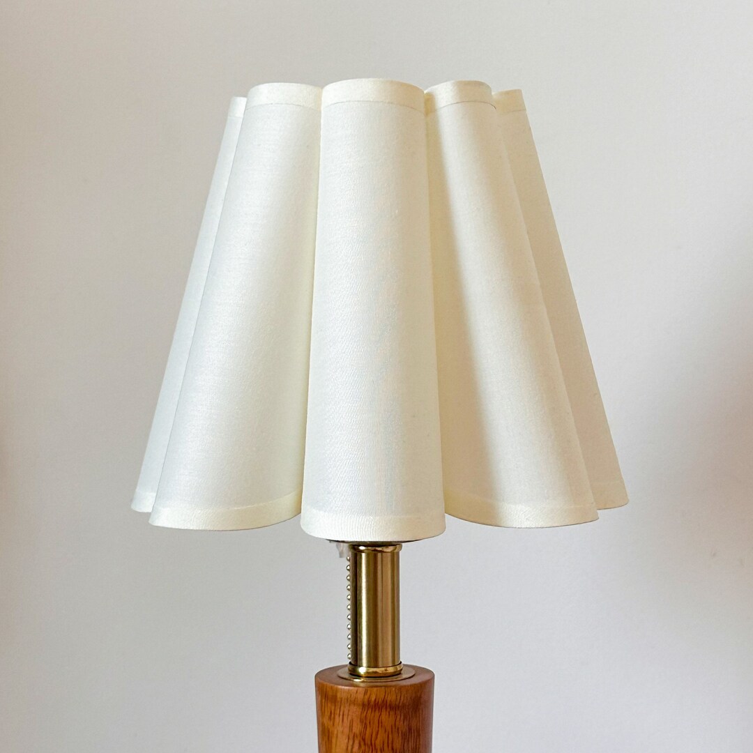 Handmade Cream Pleated Flower Petals Lampshade High Narrow Style Table ...