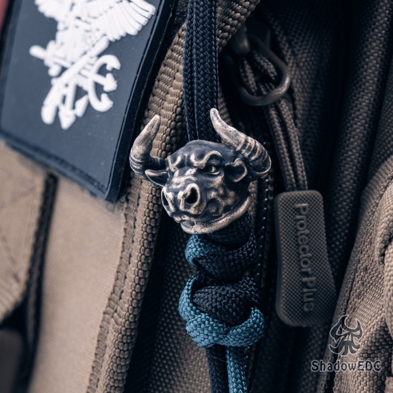 Paracord Bead Bull Head for Knife, Bracelet, and EDC Gears - Etsy