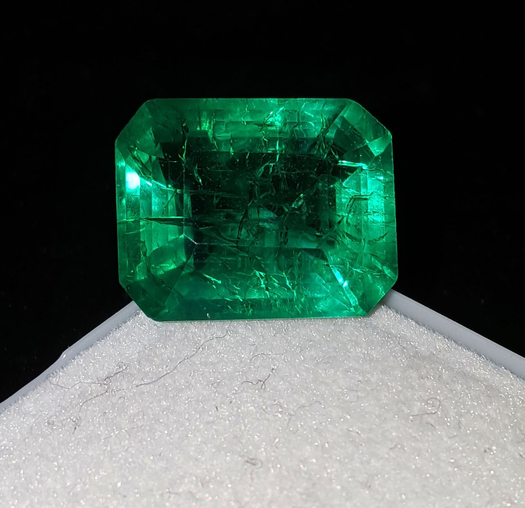 Natural Colombian Green Emerald 15.37 Ct for Ring Size Green Emerald ...