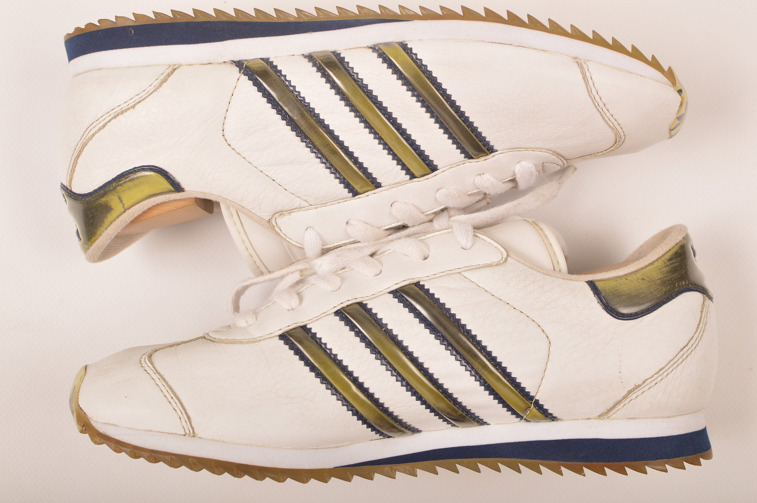 Adidas Country Vintage 2001 Leather Sneakers Trainers Shoes 2000s Y2K ...