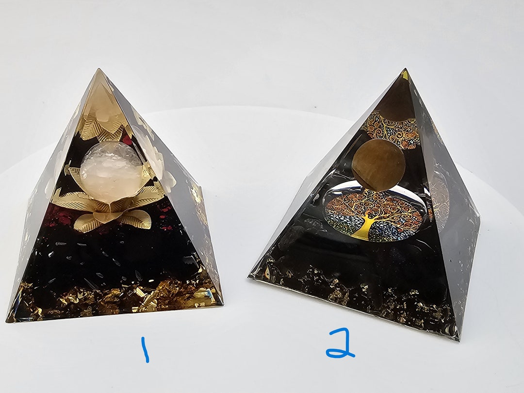 Resin Pyramid With Lighted Base,resin Pyramid,cool Gift,pyramid ...