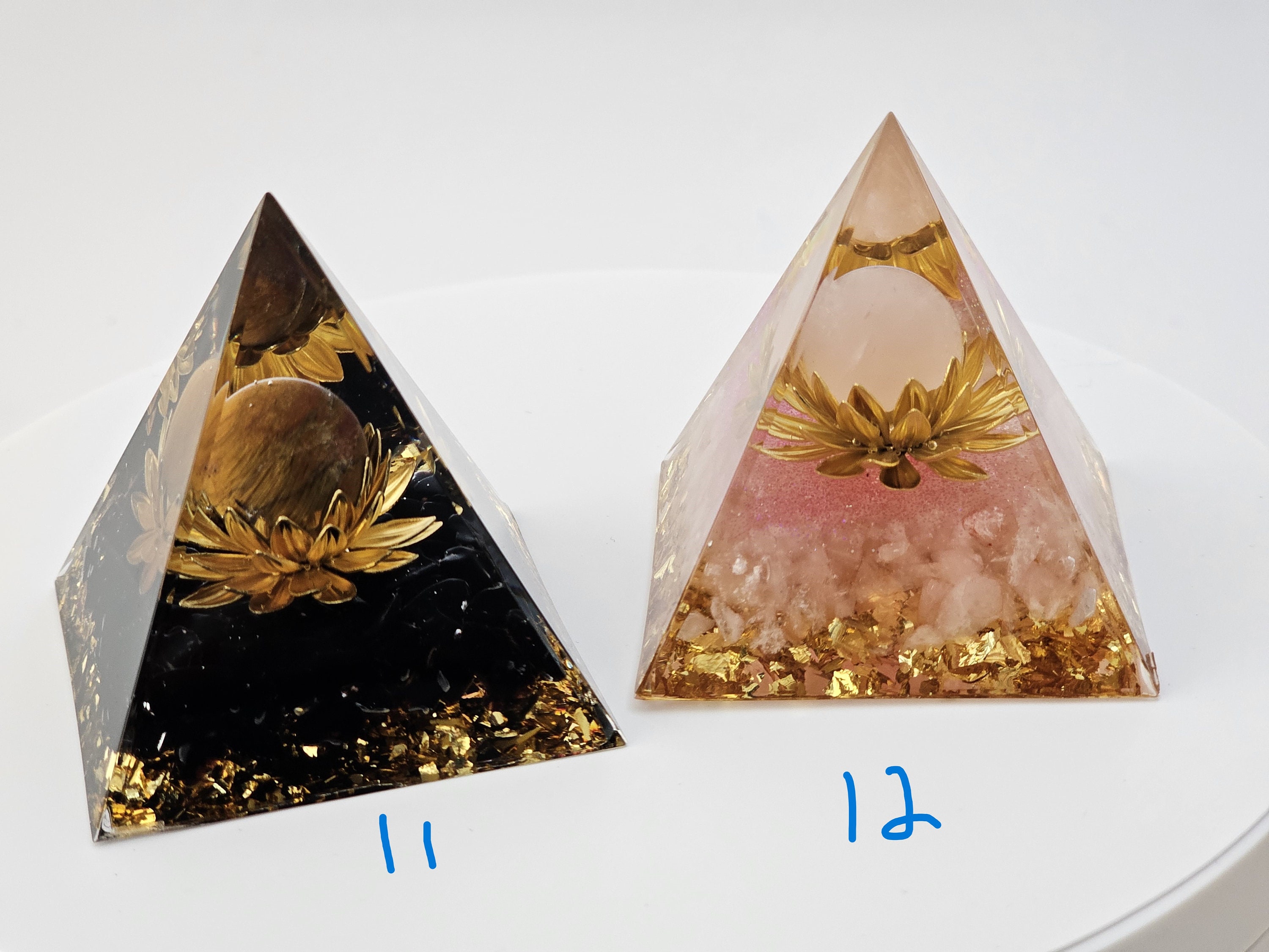 Resin Pyramid With Lighted Base,resin Pyramid,cool Gift,pyramid ...