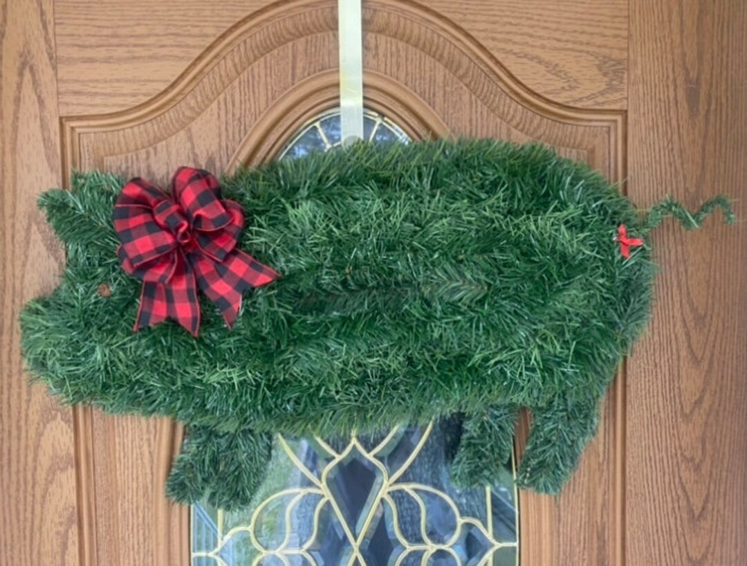 Pig Artificial Pine Wreath - Etsy