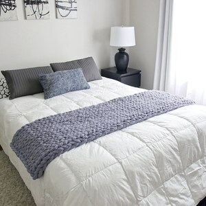 Chunky Knit Bed Runner Blanket Pattern With Photos, How to Hand Knit ...