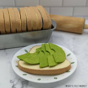 Whole Loaf of Full Size Bread With 25 Pieces for Pretend Kitchen Play ...