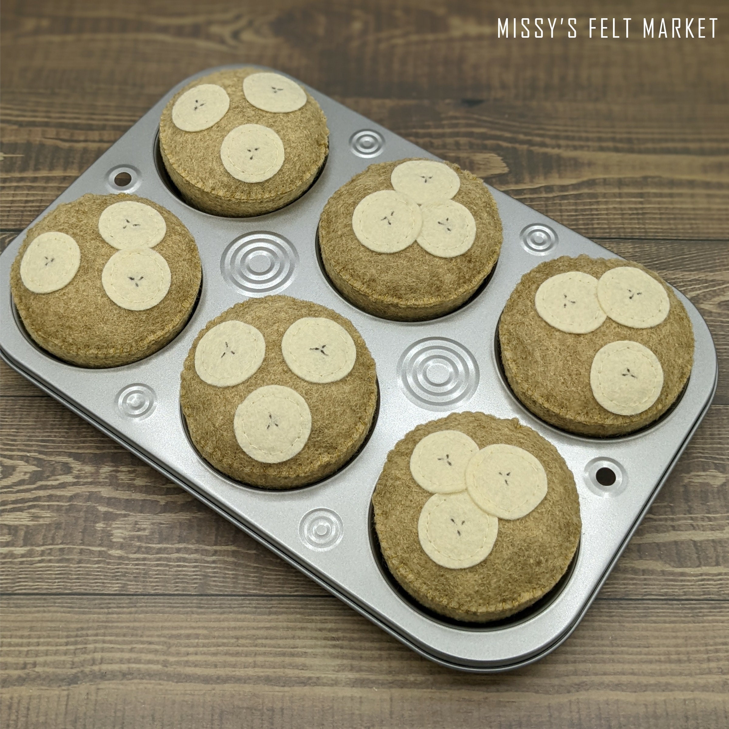 Banana Muffin in a Cupcake Tin for Pretend Play - Full Size Bakery ...