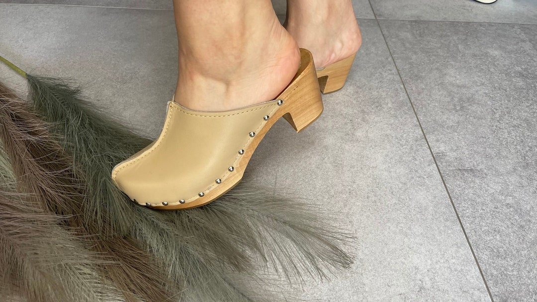 Elegant and Fashionable Women's High-heeled Clogs Handmade - Etsy